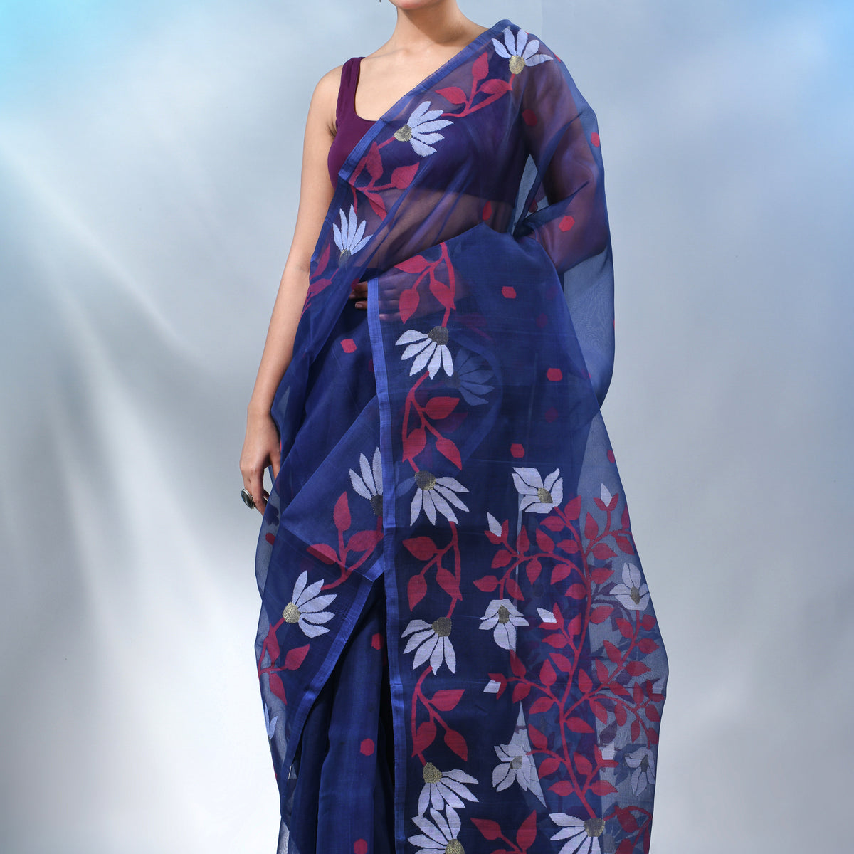 Indigo Handwoven Muslin Jamdani Silk Saree With Floral Design – Tamal ...