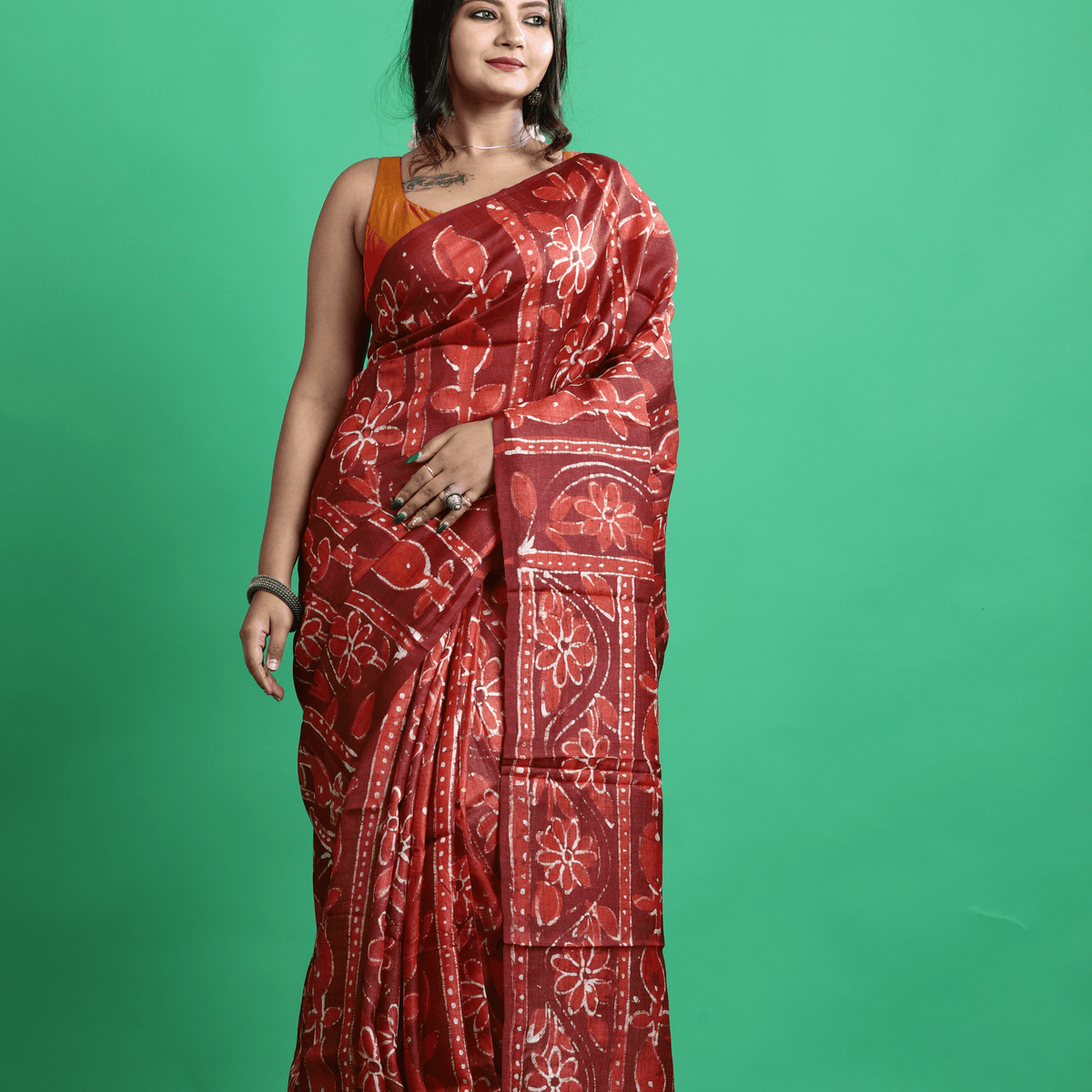 Terracotta colour handwoven in the batik tussar silk sarees – Tamal ...